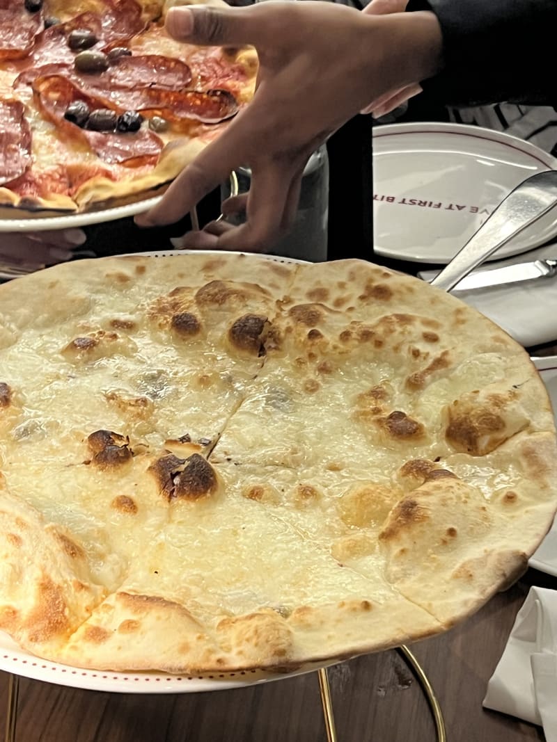 Restaurante Crazy Pizza Rome en Roma - Menú 2024, opiniones, precios y ...