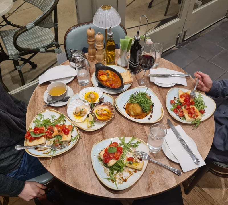 Pinello in Brighton - Menu, openingstijden, prijzen, adres van ...