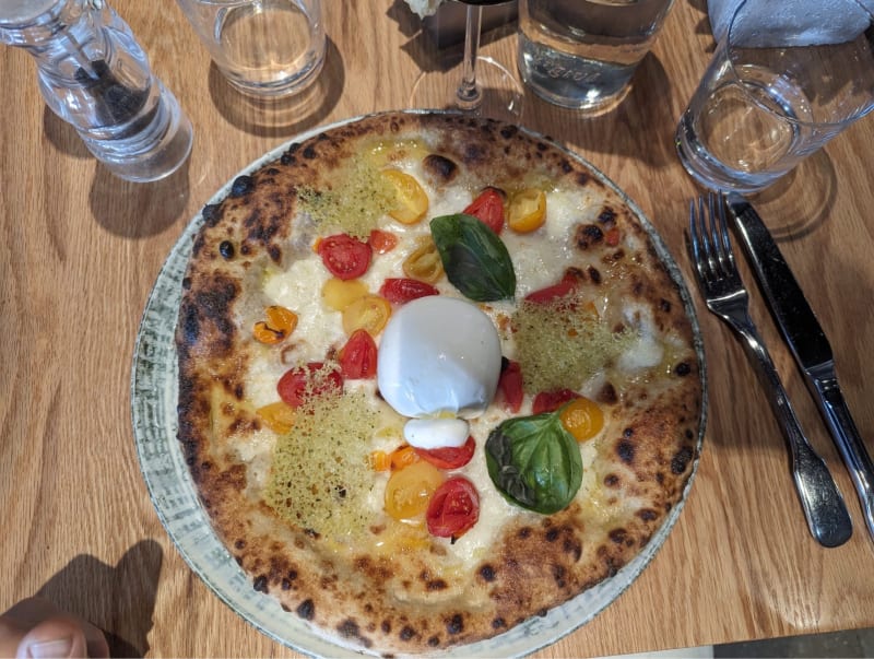 Obicà Mozzarella Bar - Cusani i Milano - Restaurangens meny, öppettider ...