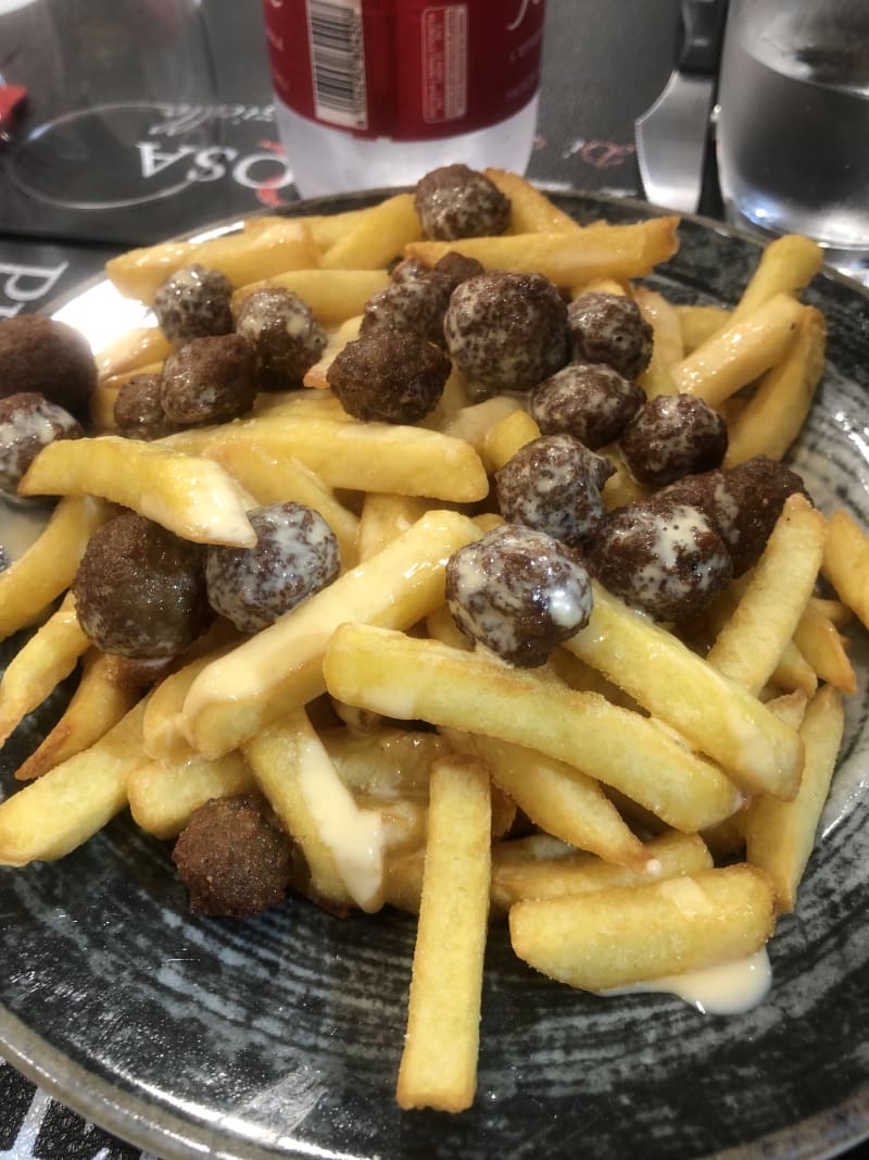 Pizzeria Pepe Rosa in Casavatore - Restaurant Reviews, Menu and Prices ...