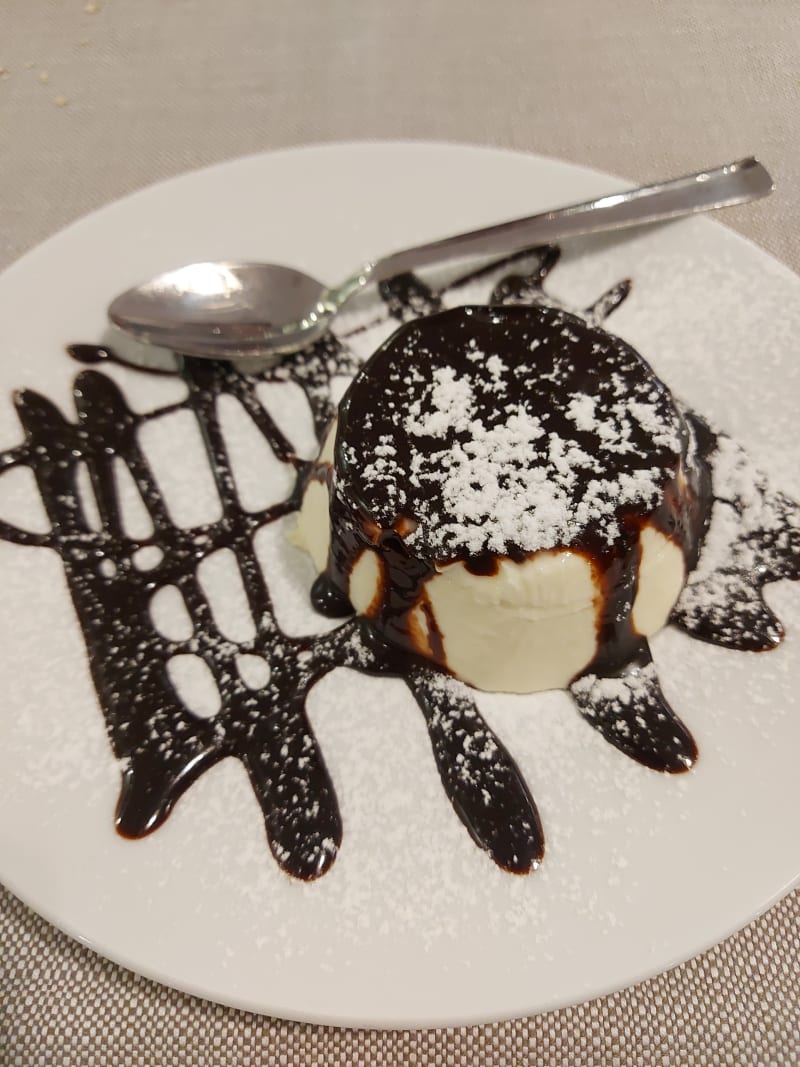 Tabula Rosa Restaurant & Pizza in Lecco - Restaurant Reviews, Menu and ...