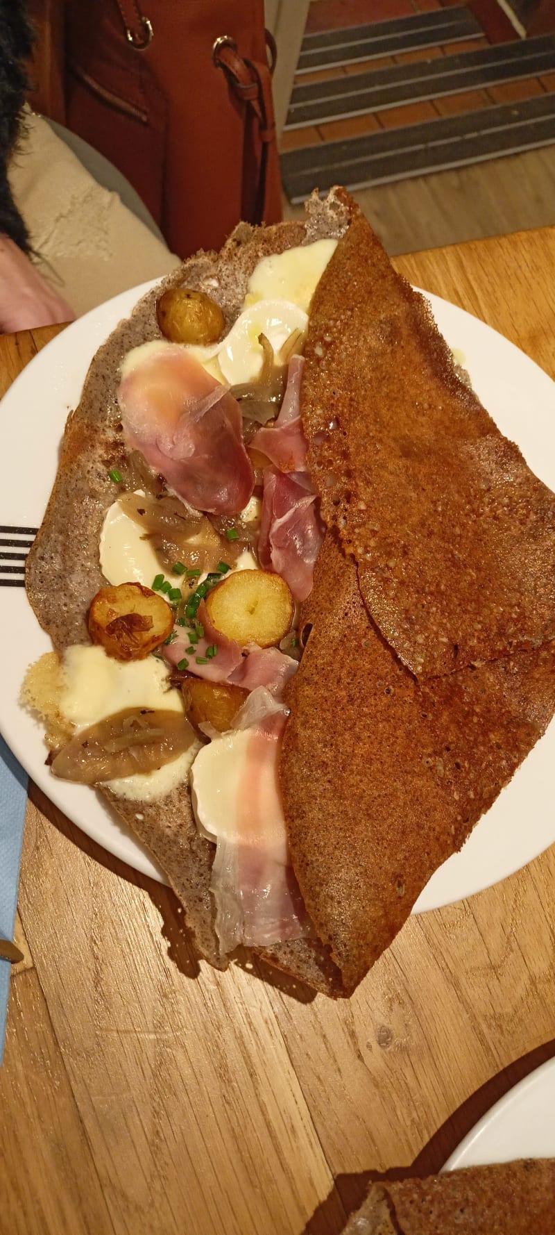 Restaurant Creperie Des 2 Portes à Versailles - Menu, avis, prix et ...