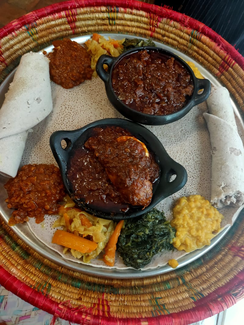 Restaurante Adulis Restaurant en Paris - Menú 2023, opiniones, precios ...