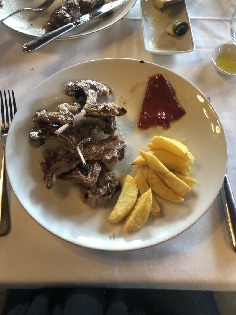 Restaurante del Parador de Cervera de Pisuerga in Cervera De Pisuerga ...