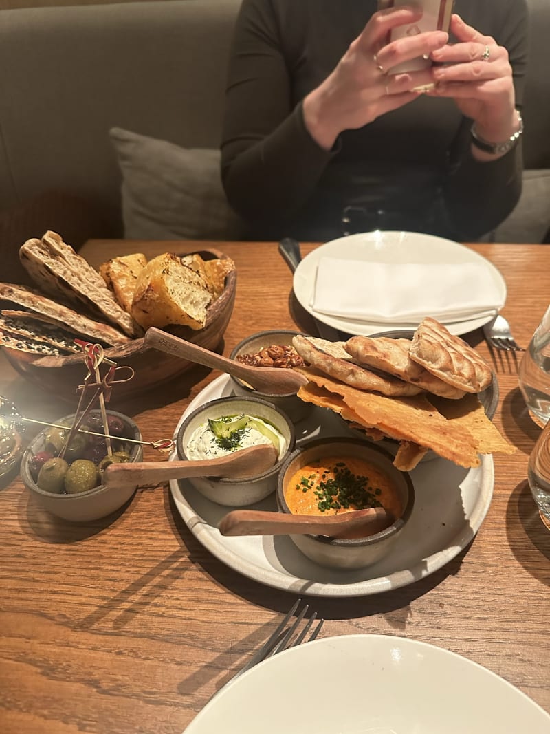 Meraki Restaurant & Bar in London - Restaurant Reviews, Menus, and ...