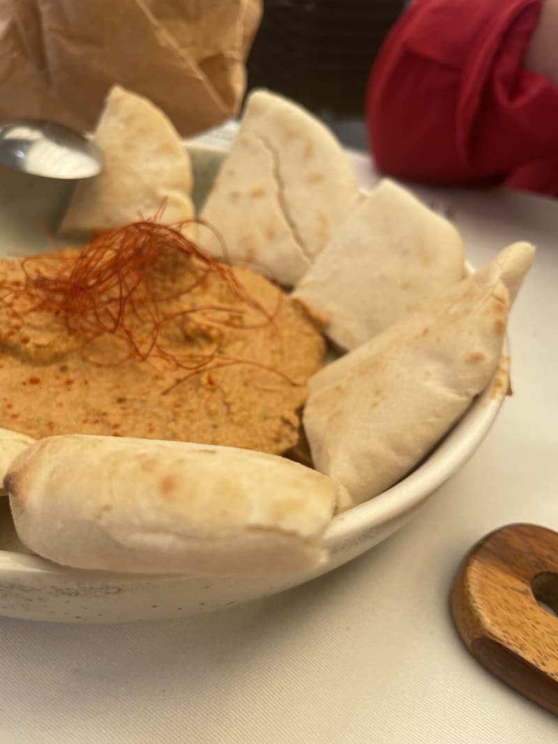 ANGUS Muelle Uno in Málaga - Restaurant Reviews, Menu and Prices | TheFork