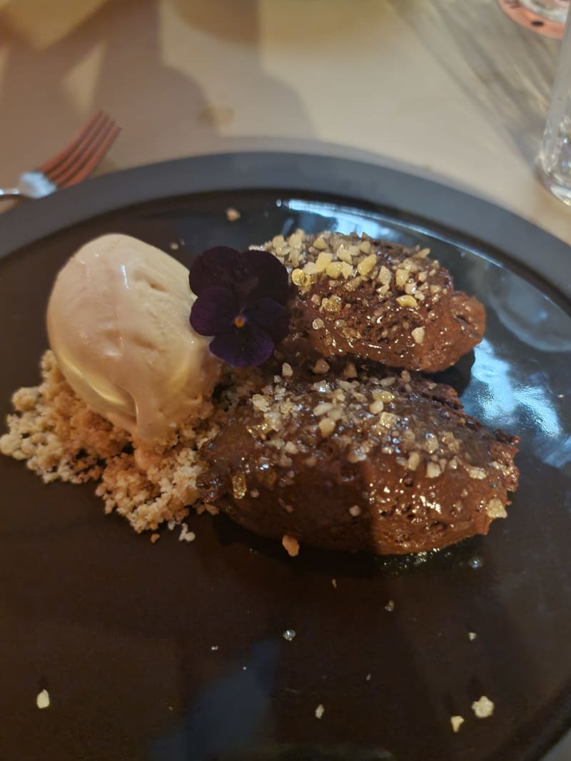 Three House Restaurant in Funchal - Restaurant Reviews, Menu and Prices ...