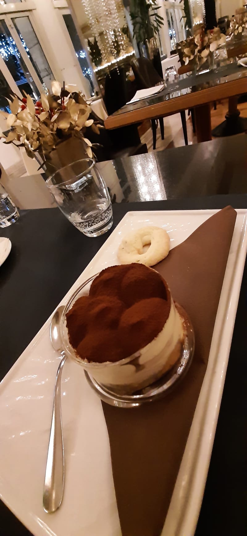 Doney Café & Restaurant in Rome - Menu, openingstijden, prijzen, adres ...