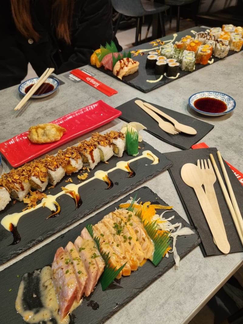 The Sushi Co - Victoria in London - Restaurant Reviews, Menu and Prices ...