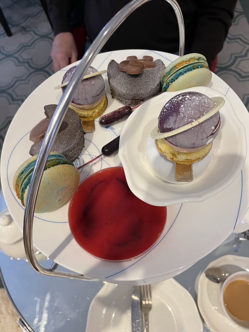Science Afternoon Tea at The Drawing Rooms in London - Restaurant ...