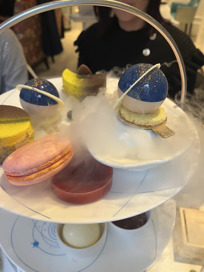 Science Afternoon Tea at The Drawing Rooms in London - Restaurant ...