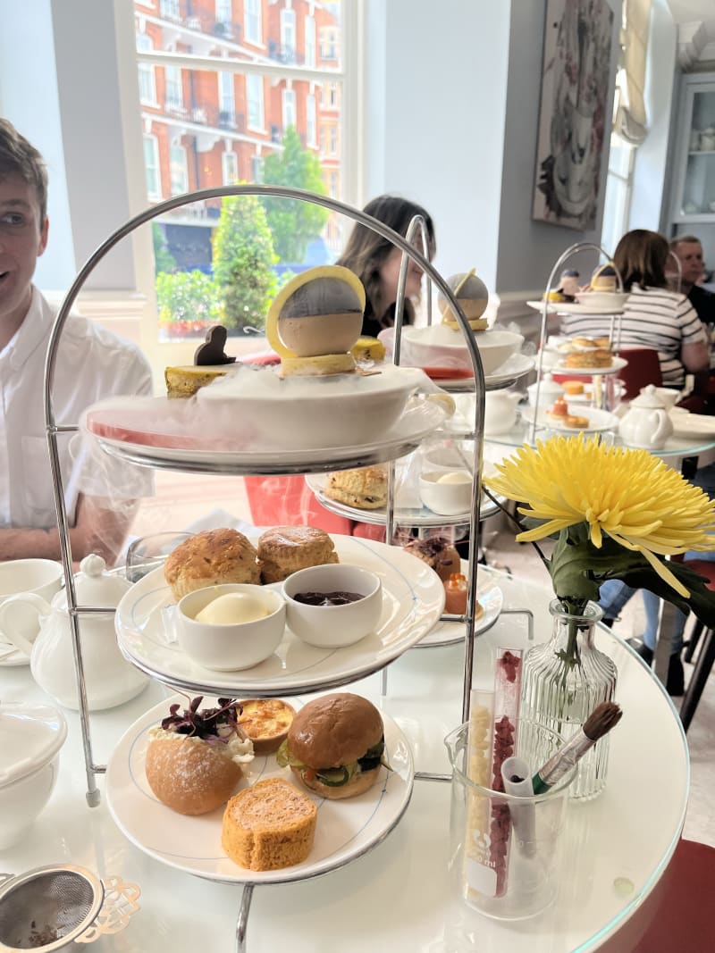 Science Afternoon Tea at The Drawing Rooms in London - Restaurant ...
