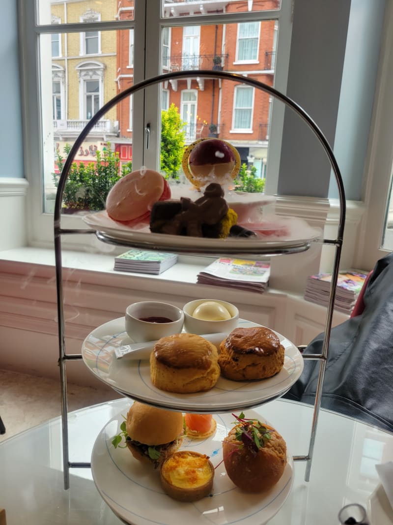 Science Afternoon Tea at The Drawing Rooms in London - Restaurant ...