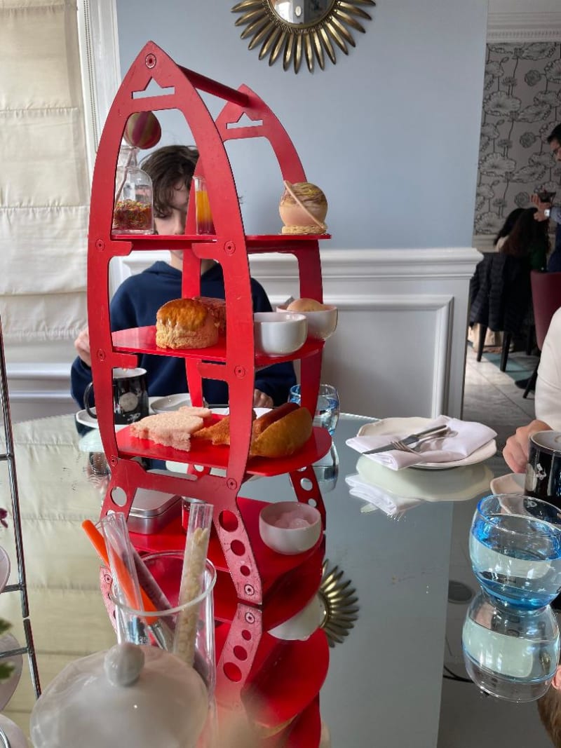 Science Afternoon Tea at The Drawing Rooms in London - Restaurant ...
