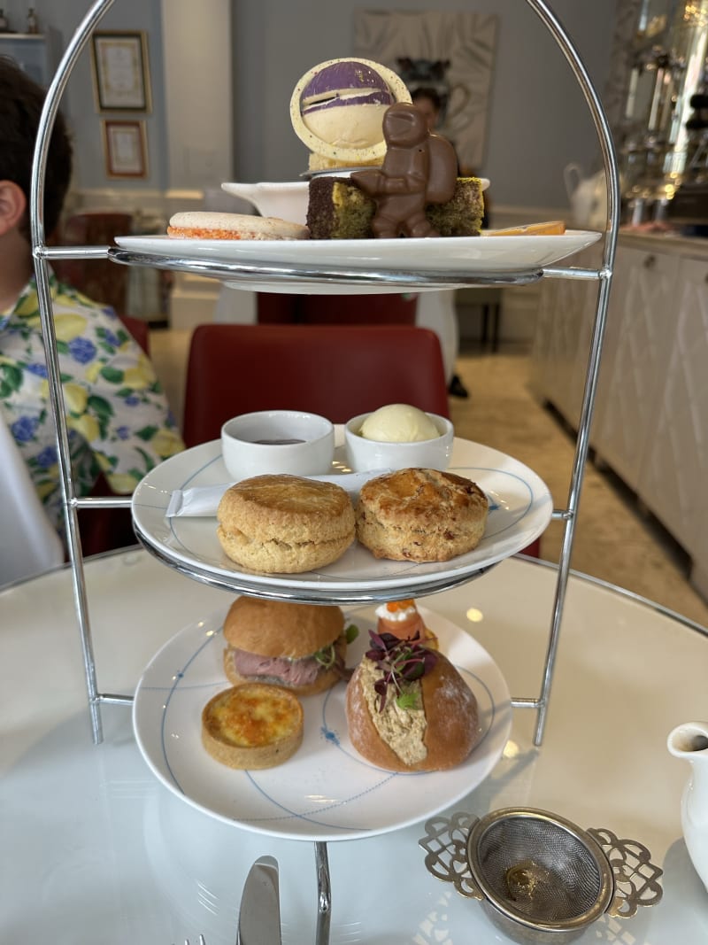 Science Afternoon Tea at The Drawing Rooms in London - Restaurant ...