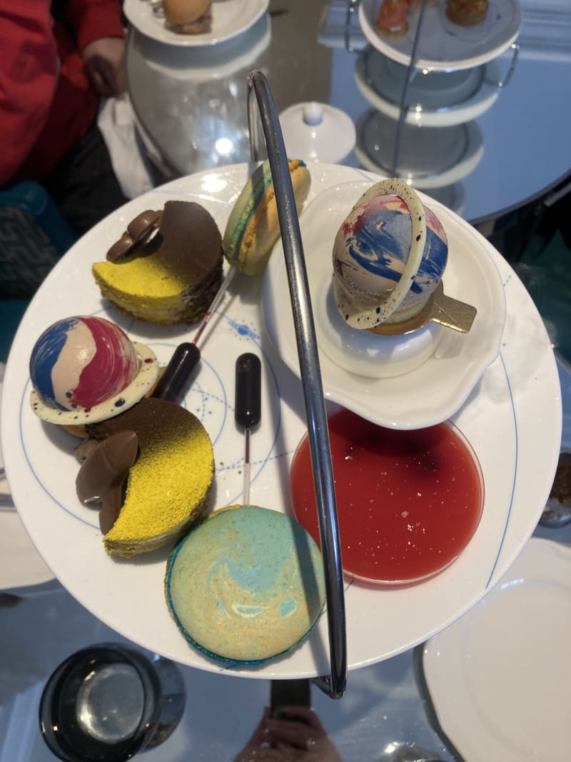 Science Afternoon Tea at The Drawing Rooms in London - Restaurant ...