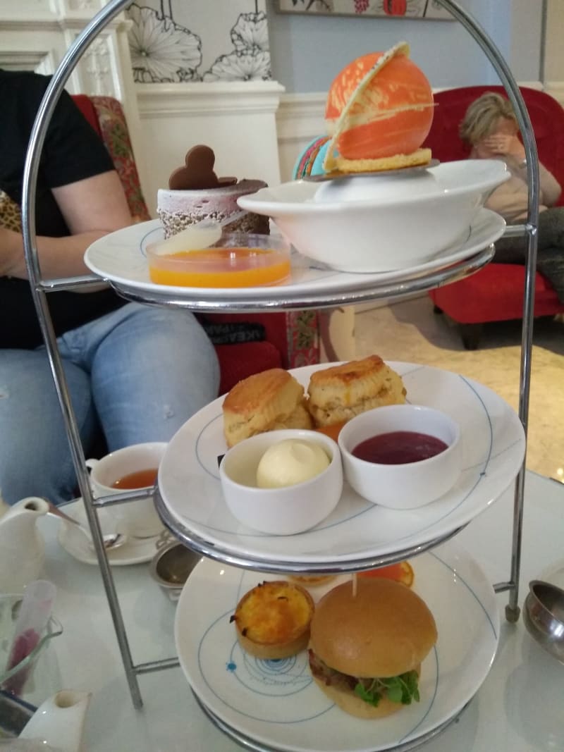 Science Afternoon Tea at The Drawing Rooms in Londen - Menu ...