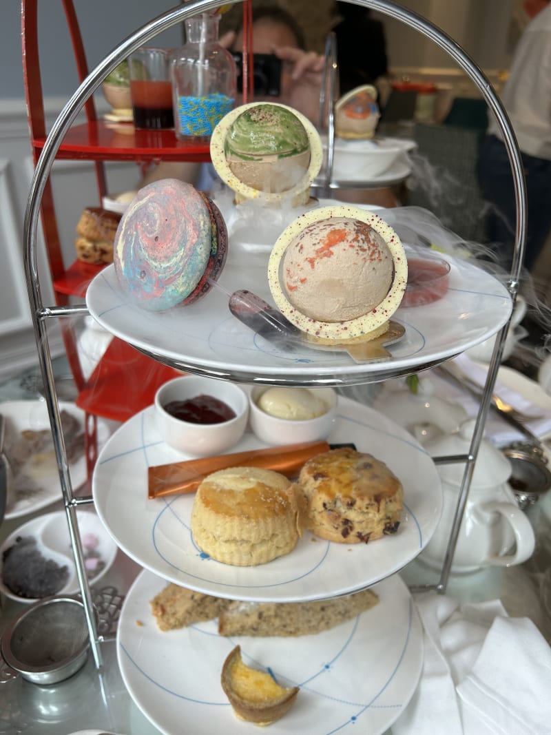Science Afternoon Tea at The Drawing Rooms in London - Restaurant ...