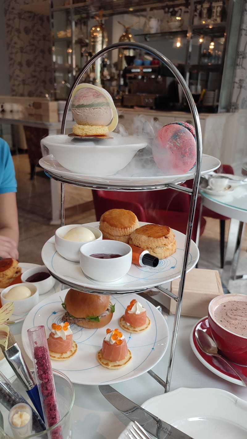 Science Afternoon Tea at The Drawing Rooms in London - Restaurant ...
