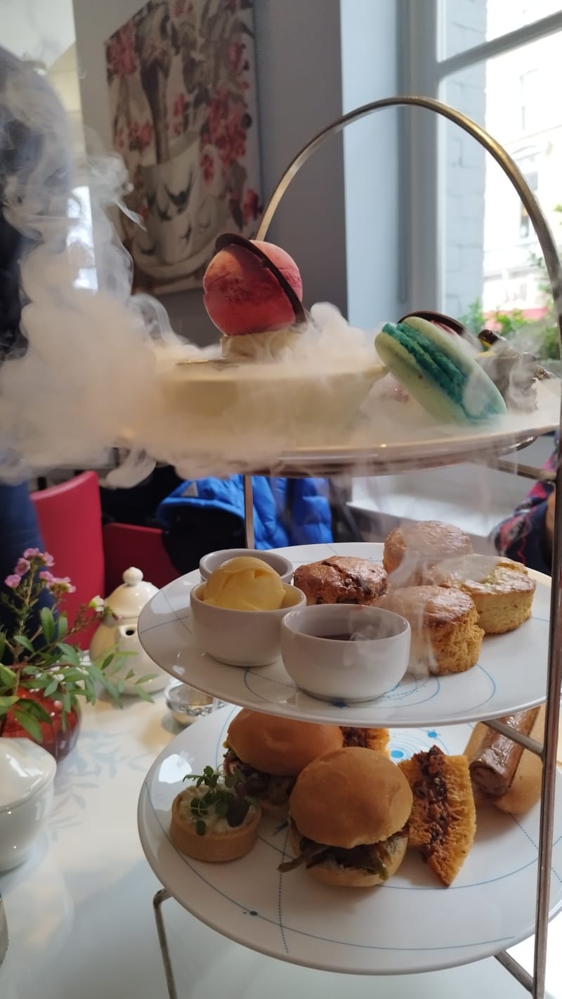 Science Afternoon Tea at The Drawing Rooms in London - Restaurant ...