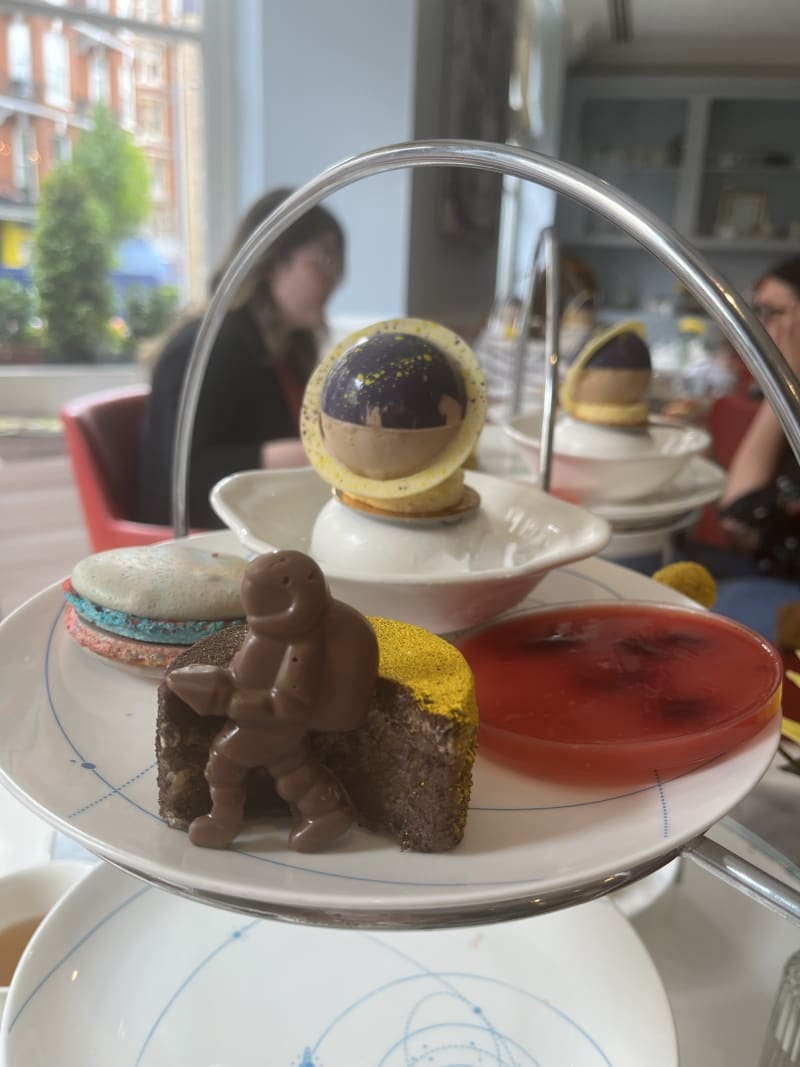 Science Afternoon Tea at The Drawing Rooms in London - Restaurant ...