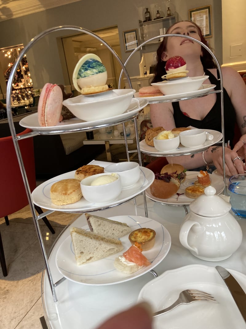 Science Afternoon Tea at The Drawing Rooms in London - Restaurant ...