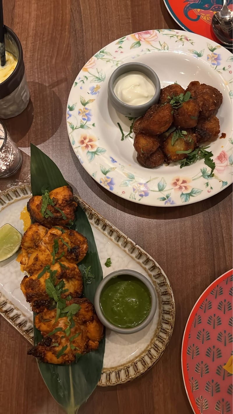 Colonel Saab Trafalgar Square in London - Restaurant Reviews, Menus ...