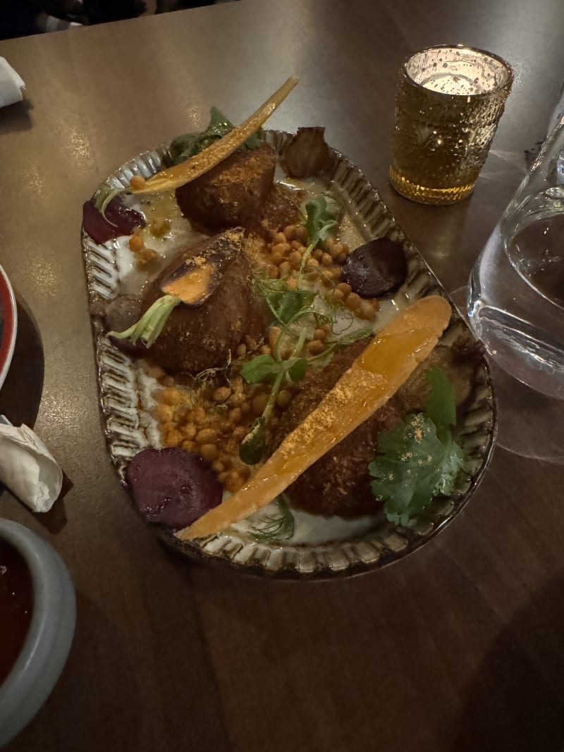 Colonel Saab Trafalgar Square in London - Restaurant Reviews, Menus ...