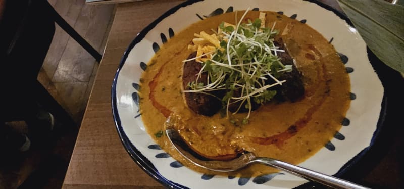 Colonel Saab Trafalgar Square in London - Restaurant Reviews, Menus ...