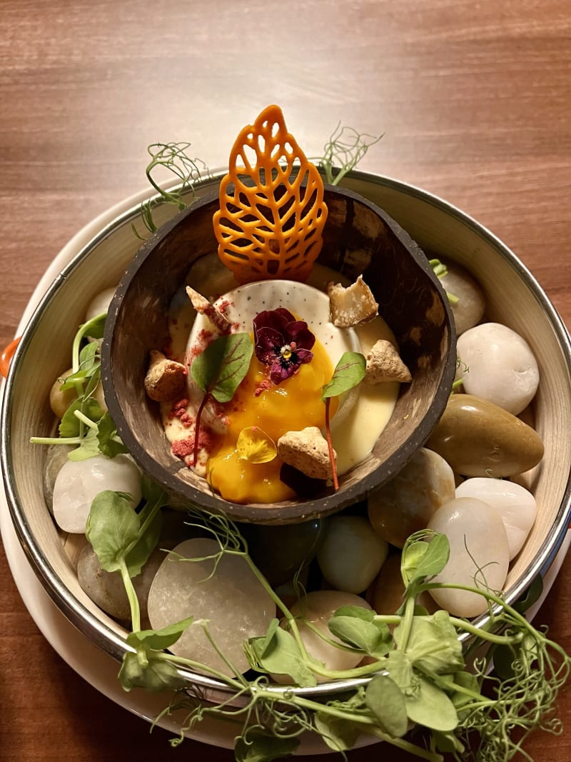 Colonel Saab Trafalgar Square in London - Restaurant Reviews, Menu and ...