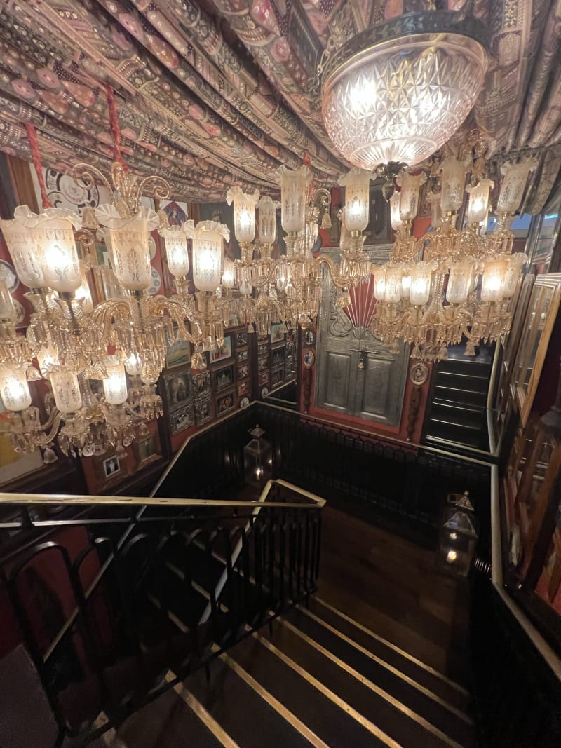 Colonel Saab Trafalgar Square in London - Restaurant Reviews, Menus ...