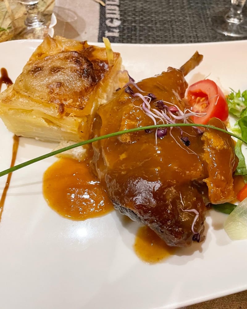 La Broche De Leonard in Cannes - Menu, openingstijden, prijzen, adres ...