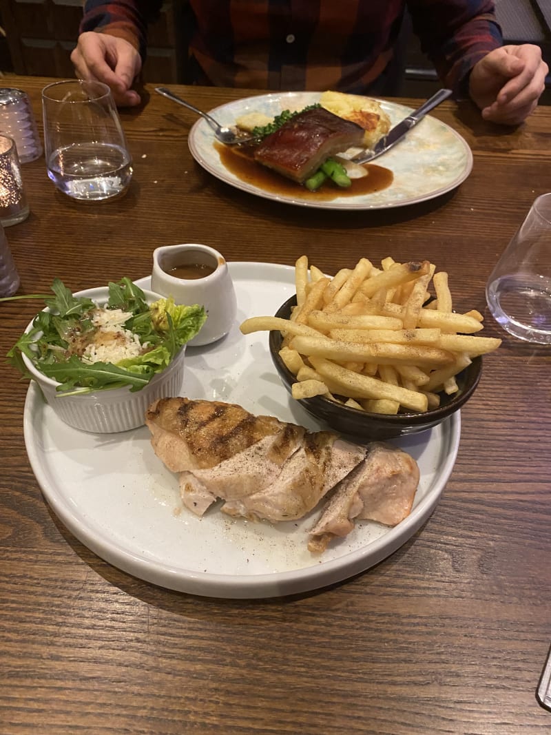 Restaurant The Calverley Grill @ Oulton Hall à Leeds - Menu, avis, prix ...