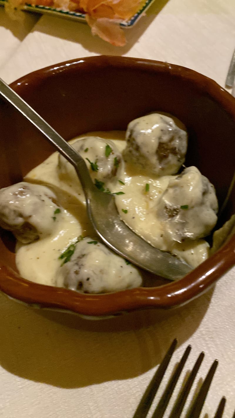La Porta Rossa a Milano - Menu, prezzi, immagini, recensioni e ...