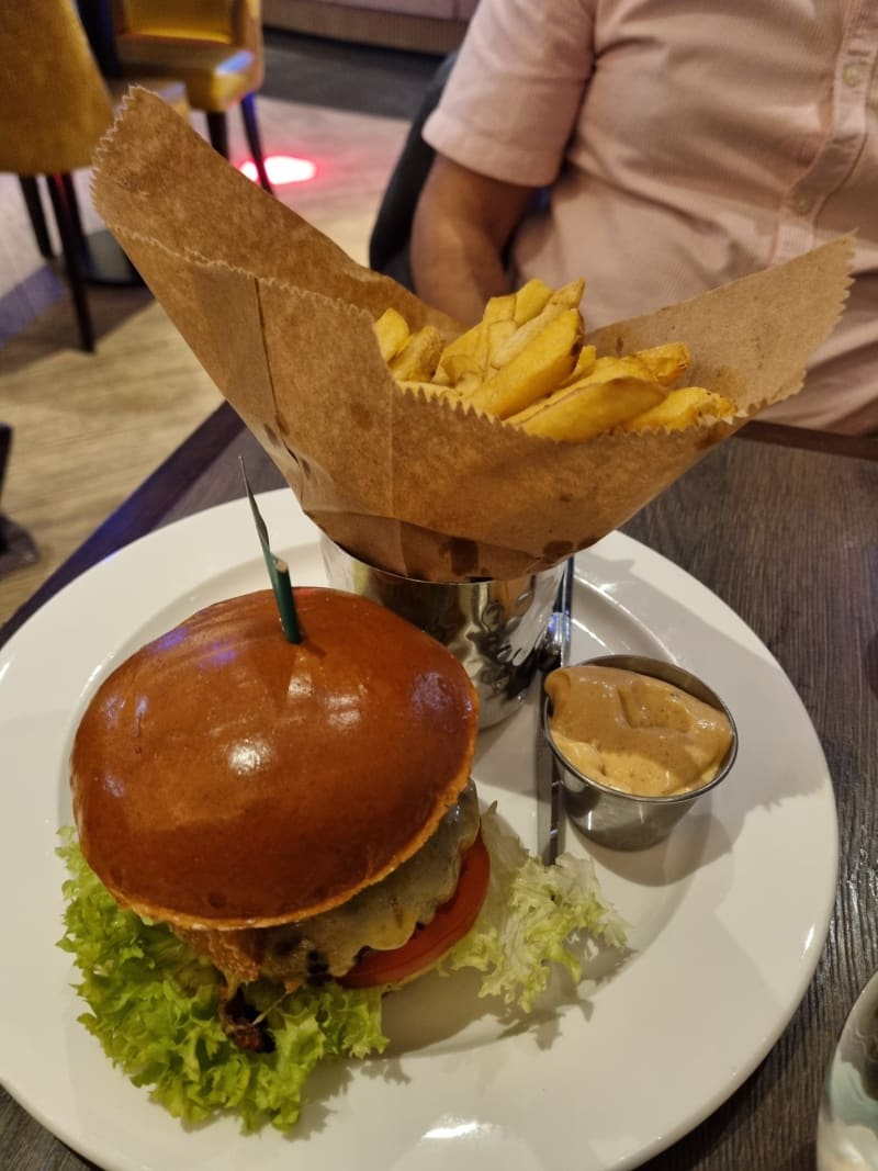 SOUND Cafe in London - Restaurant Reviews, Menus, and Prices | TheFork