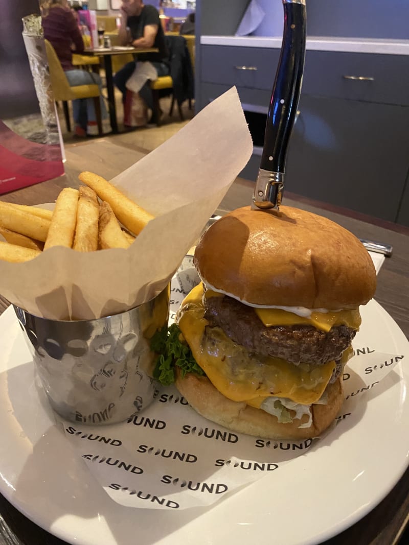 Restaurante SOUND Cafe en Londres - Menú 2023, opiniones, precios y ...