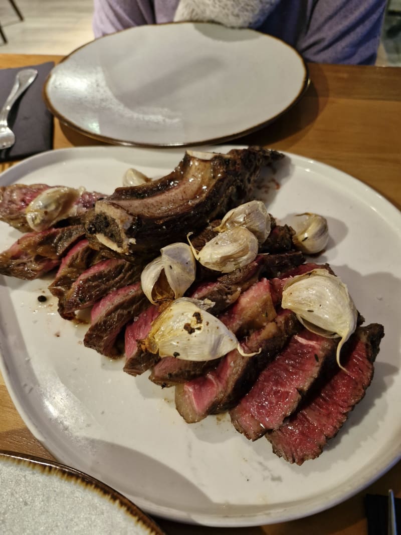 La Villa Madrigal in Carry-le-Rouet - Restaurant Reviews, Menu and ...
