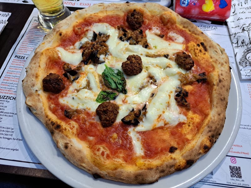Rione Terra Pub Pizzeria in Pozzuoli - Restaurant Reviews, Menu and ...