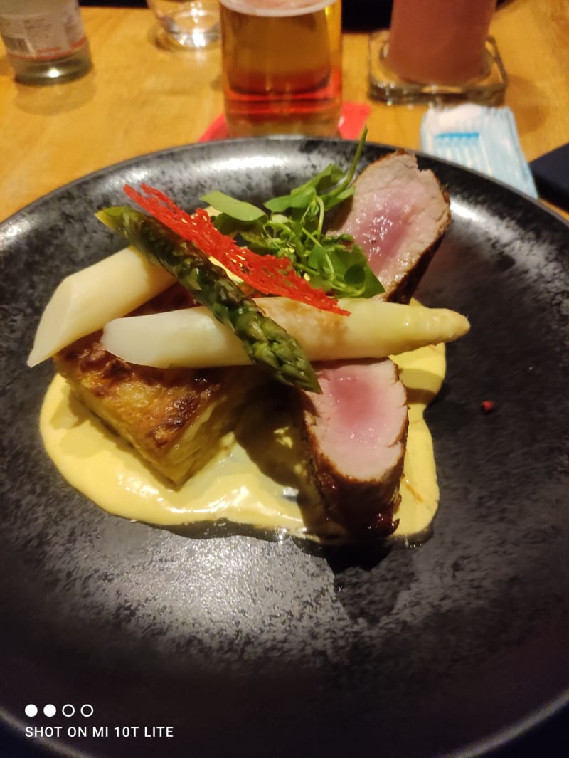 SIXTA Restaurant- Bar in Vienna - Restaurant Reviews, Menu and Prices ...