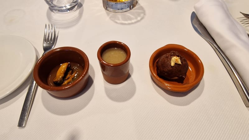 Restaurante Ronquillo en Ramales De La Victoria - Menú 2024, opiniones ...
