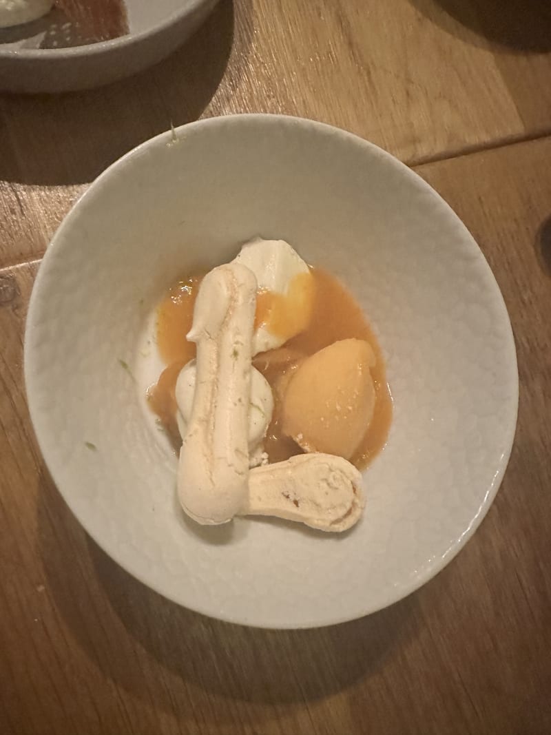 JJII in Parijs - Menu, openingstijden, prijzen, adres van restaurant en ...