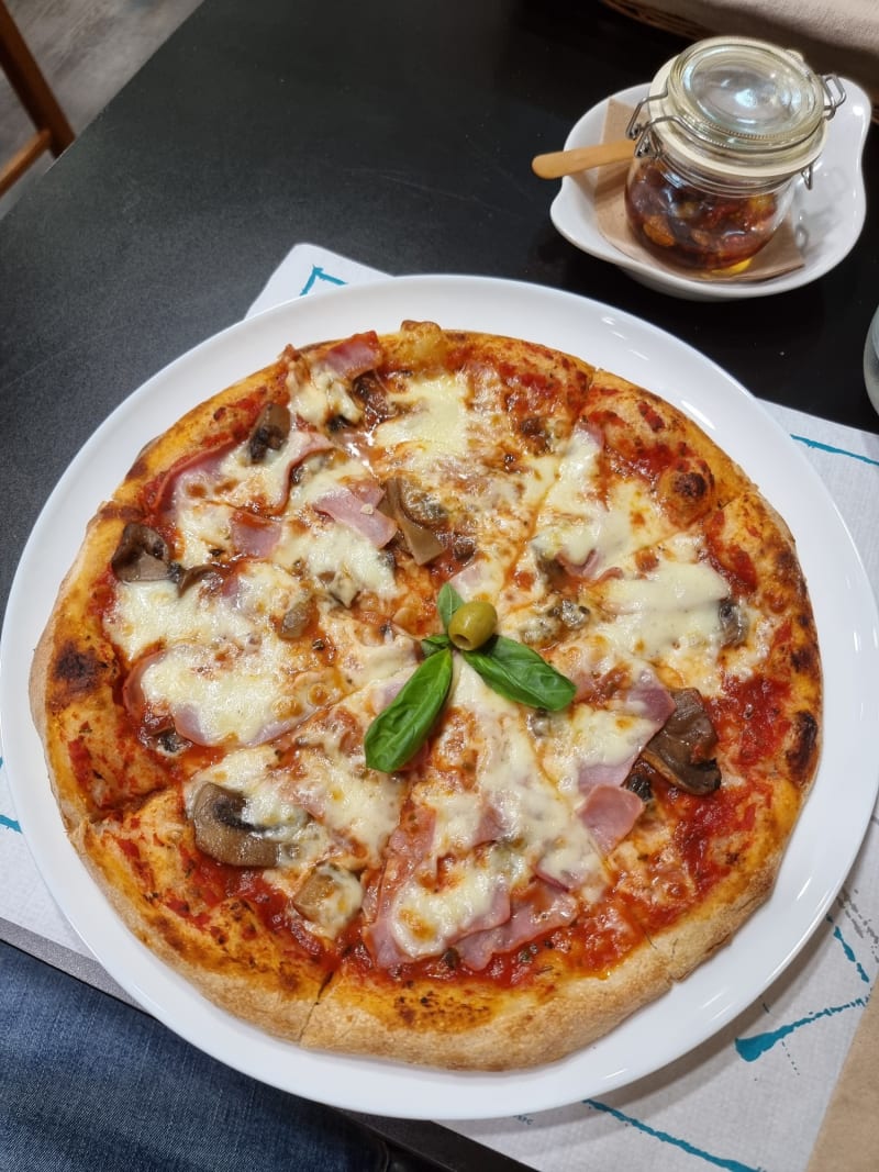 Impronta Pizzería in Cambre - Restaurant Reviews, Menu and Prices | TheFork