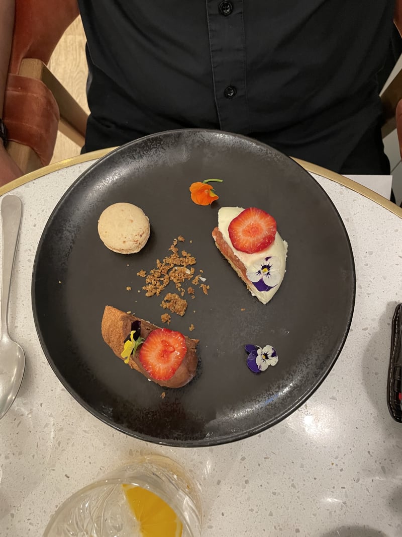 Dandy Hôtel & Kitchen in Paris - Restaurant Reviews, Menu and Prices ...