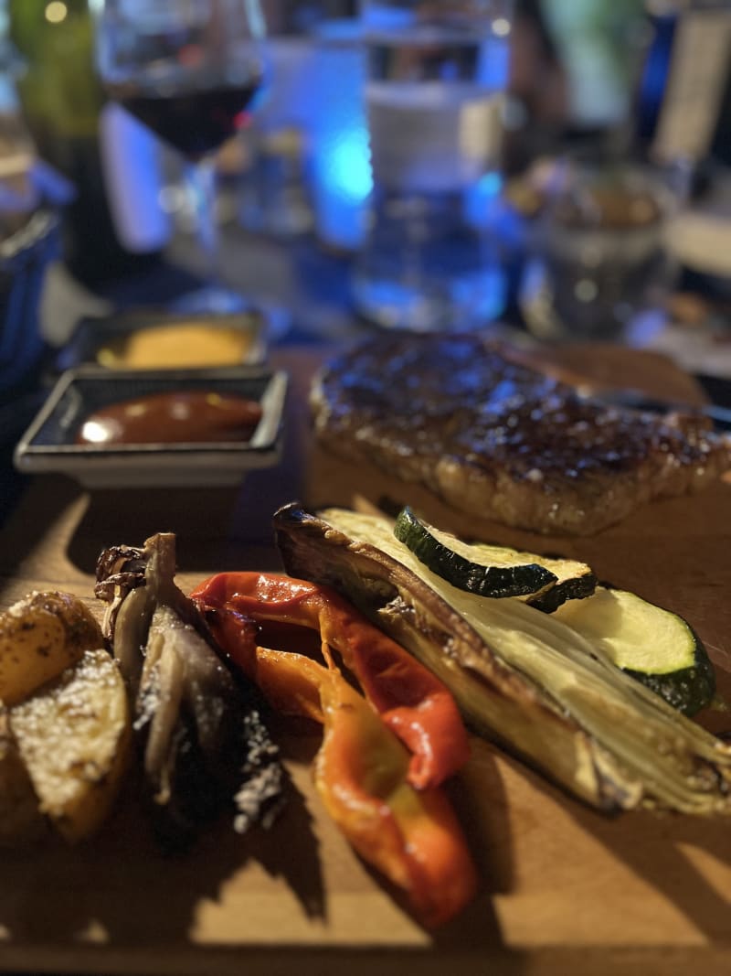 The Hive Rooftop Restaurant a Roma - Menu, prezzi, immagini, recensioni ...