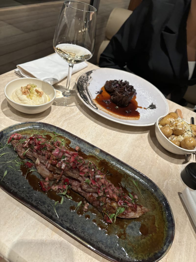 Restaurant LE NOTI CLUB à Paris - Menu, avis, prix et réservation | TheFork