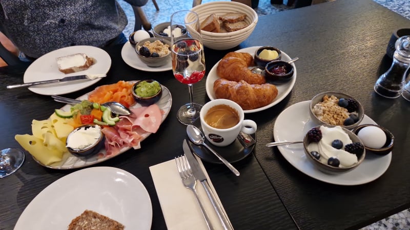 Gaia a Monaco (Germania) - Menu, prezzi, immagini, recensioni e ...