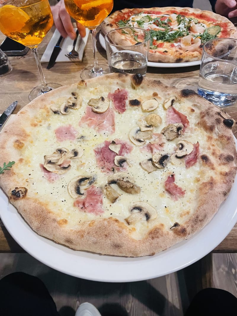Gaia a Monaco (Germania) - Menu, prezzi, immagini, recensioni e ...