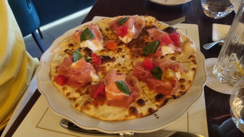 Enoteca 17.56 in Vila Nova de Gaia - Restaurant Reviews, Menus, and ...