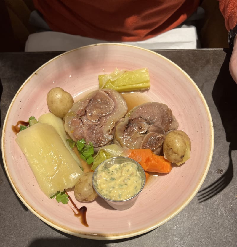 La Bonne Table in Villers-sur-Mer - Restaurant Reviews, Menu and Prices ...