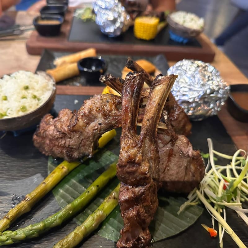 Harem Restaurant Café in Den Haag - Menu, openingstijden, prijzen ...